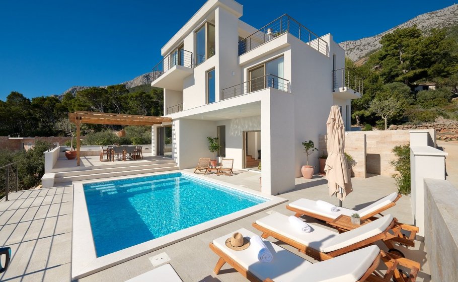 Villa Prometheus – Collection — Villas Hvar
